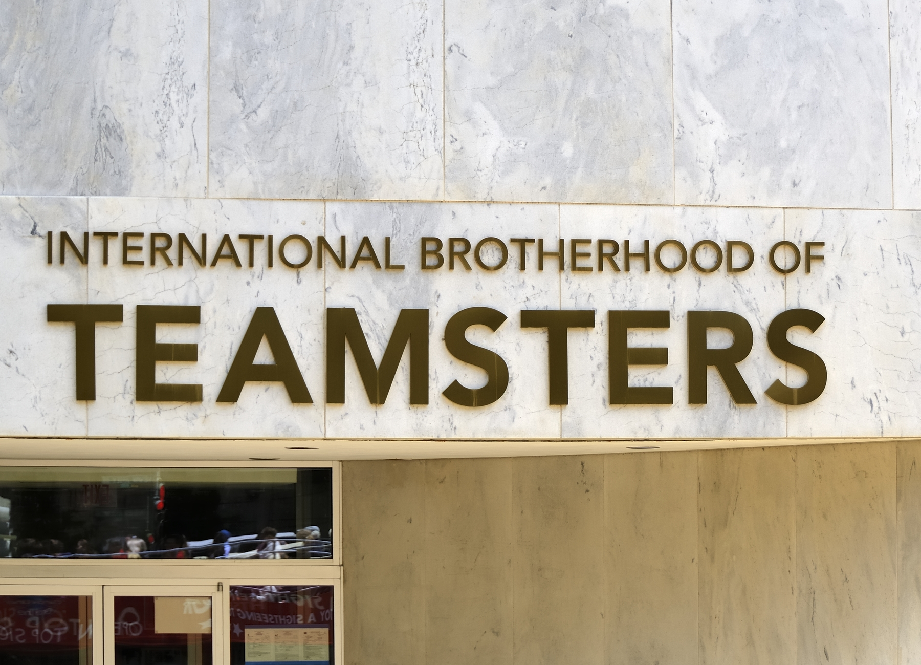The Teamsters + A Flailing Independent Union = A Team-Up For Disaster ...